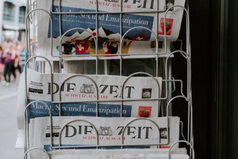 Top 10 NFL rookie cards from the 2025 draft class - Incline Magazine