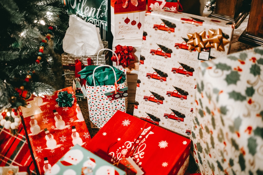 The Art of Gifting: How to Choose Presents for Different Occasions ...